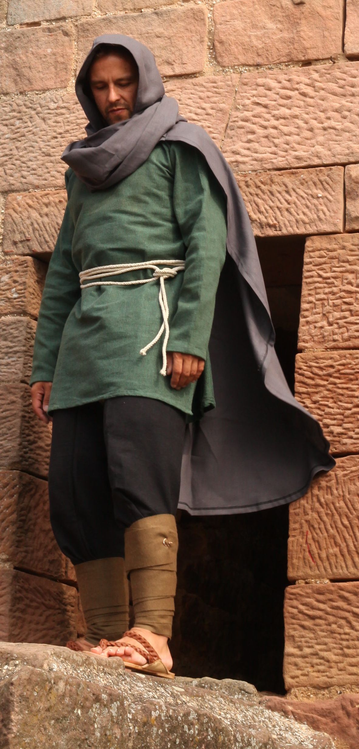 LARP Linen Cloak with Scarf beställ på nätet - larp-fashion.se