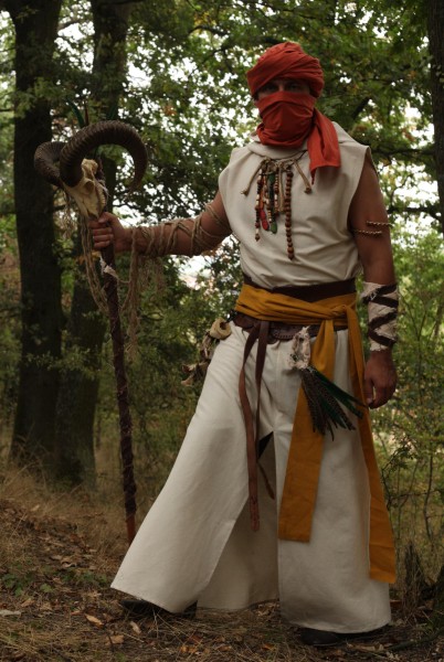 The Shaman Costume order online with larp-fashion.co.uk