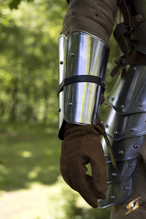 Enclosed Armprotection of Steel beställ på nätet - larp-fashion.se