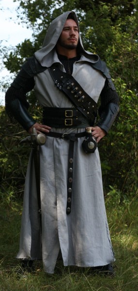 Complete Costume "The Cleric" order online with larp-fashion.co.uk