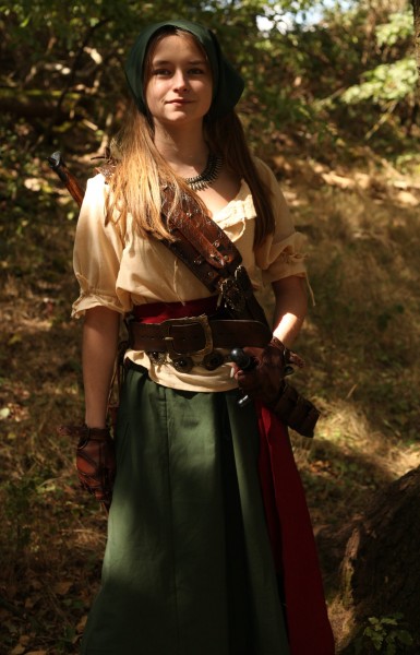 LARP Costume Female Stray order online with larp-fashion.co.uk