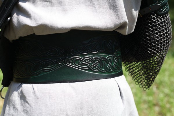 Broad Green LARP Leather Belt beställ på nätet - larp-fashion.se