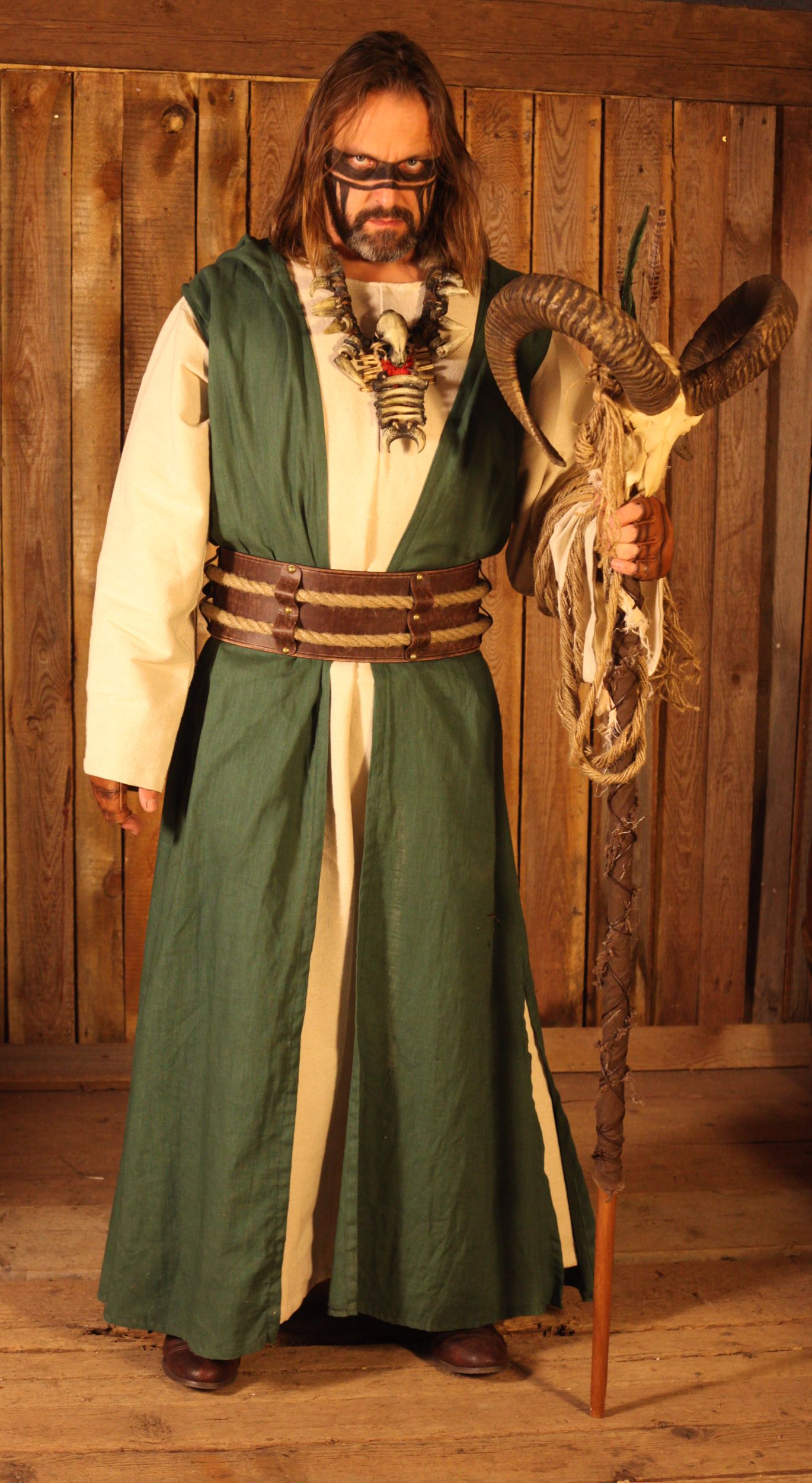 The Forest Shaman Costume order online with larp-fashion.co.uk
