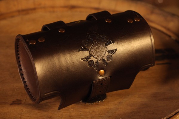 Barrel Bag/Purse brown order online with larp-fashion.co.uk